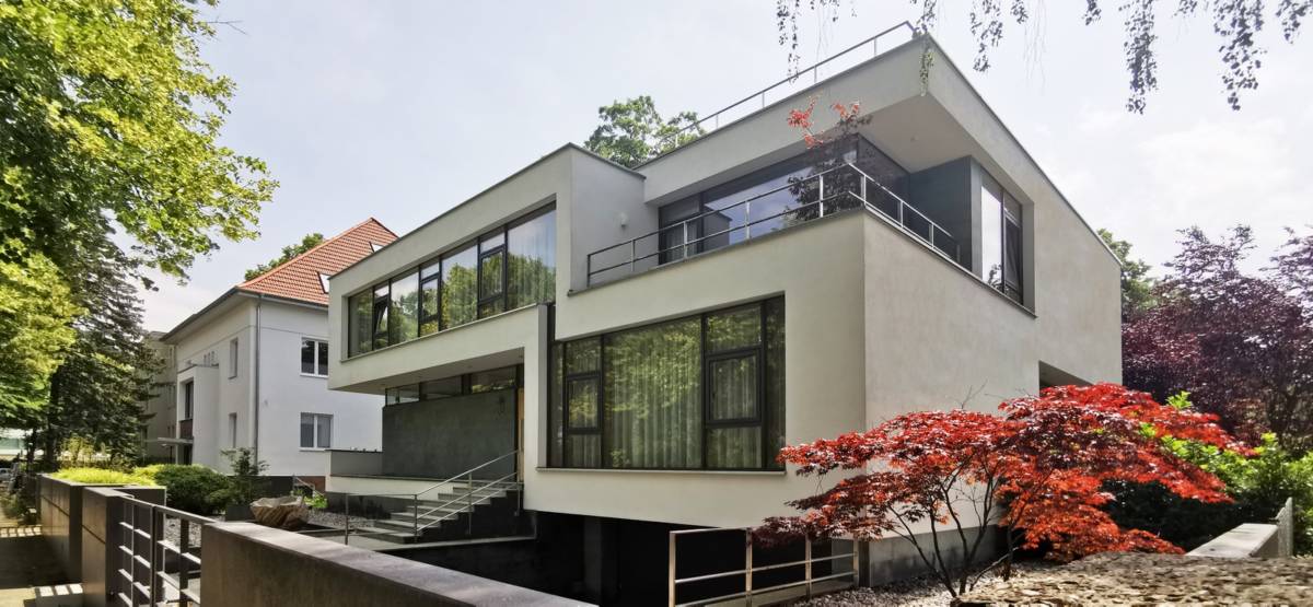 Moderne Stadtvilla mit Symbolcharakter in Berlin-Pankow - AVANTECTURE